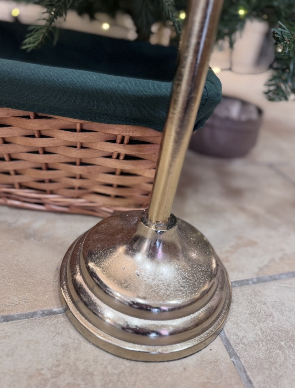 Elegant Gold Reindeer Stand 90cm Wreath Holder - Allure Online Shop